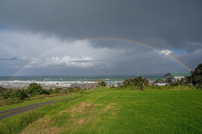 Pouto Camping - Glinks Gully Campground | Book Beachfront Camping on ...