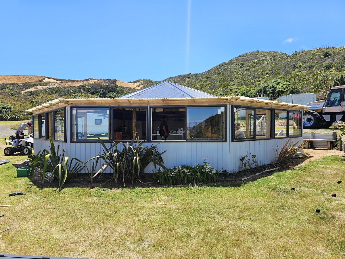 Pouto Camping - Glinks Gully Campground | Book Beachfront Camping on ...